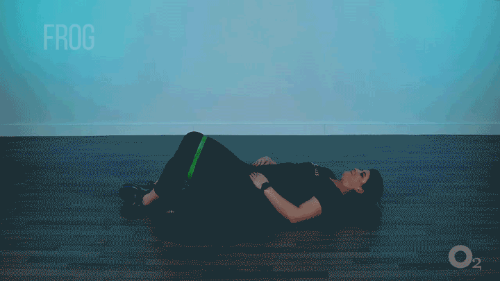 The 10 Best Banded Exercises for Growing Your Glutes